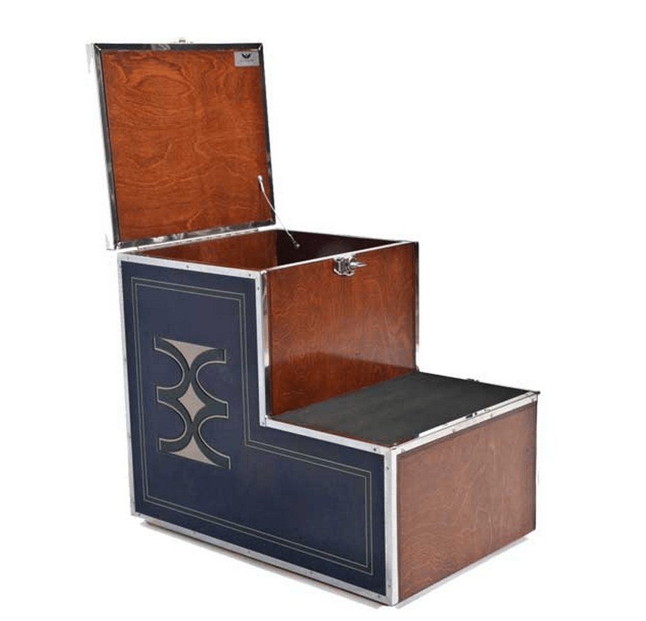 Wooden Horse Mounting Block