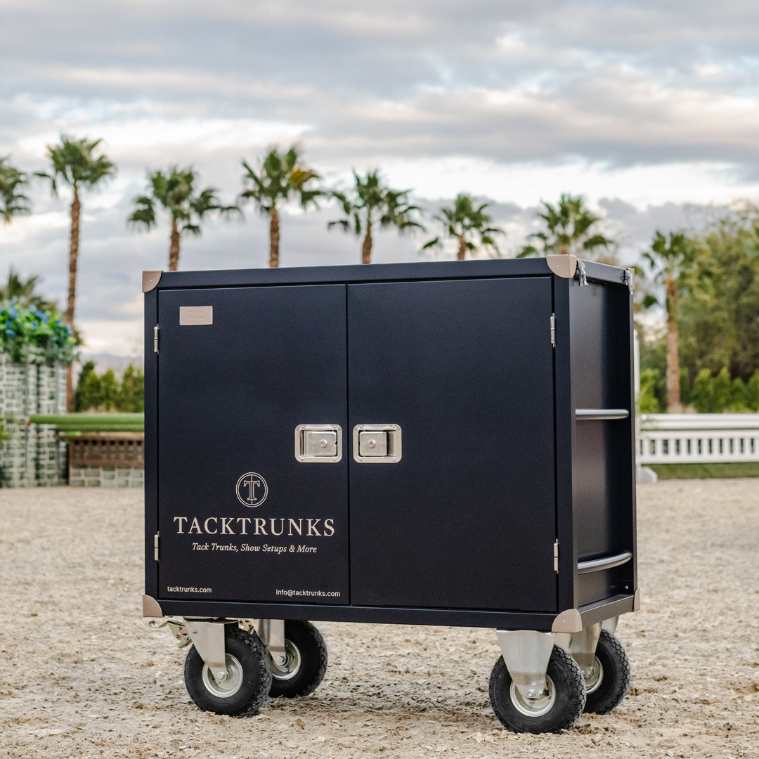 TACK ROOM - Aluminum Tack Lockers and Saddle Boxes – TACKTRUNKS