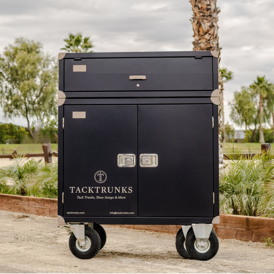 TACK ROOM - Aluminum Tack Lockers and Saddle Boxes – TACKTRUNKS
